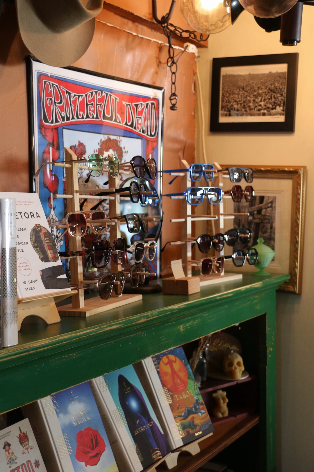 satelliteoflove-10 - KCPR